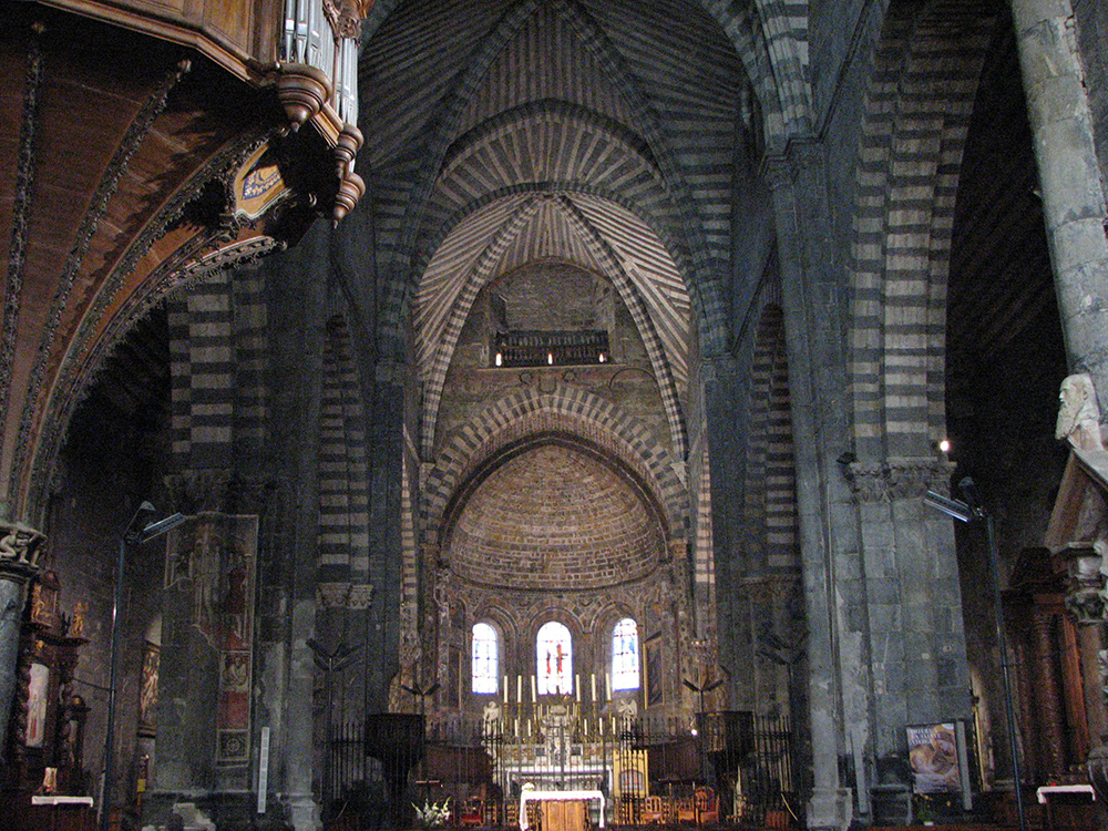 French Cathedrals and Churches - Échebrune to Évry