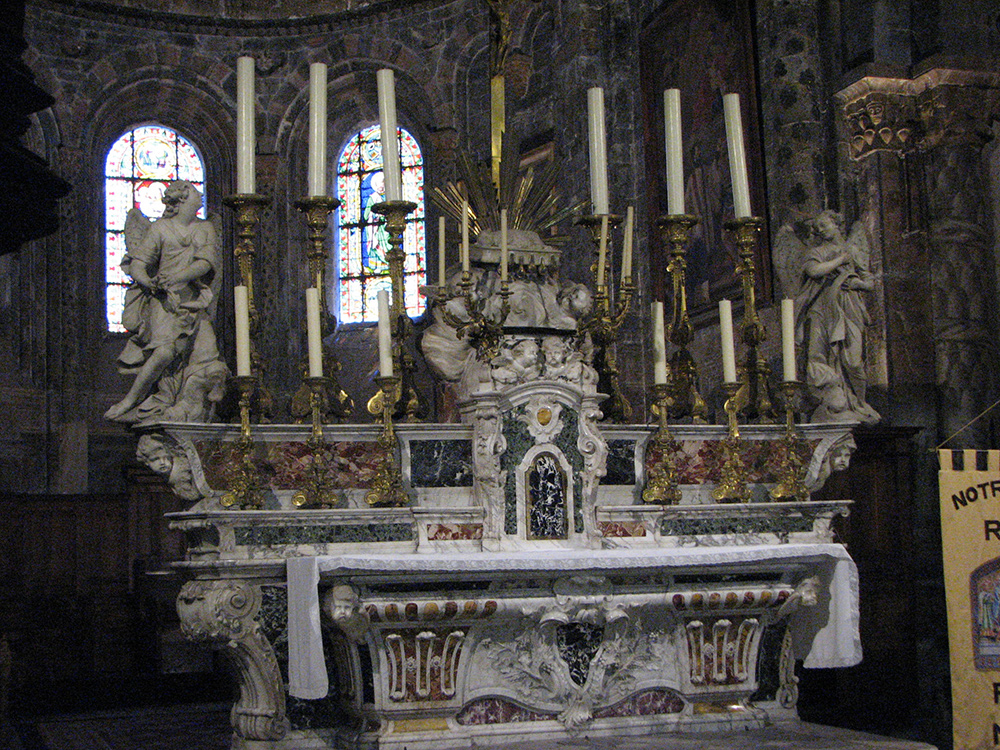 French Cathedrals and Churches - Échebrune to Évry